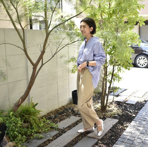 ゆったりシルエットのコクーンパンツ – OURHOME