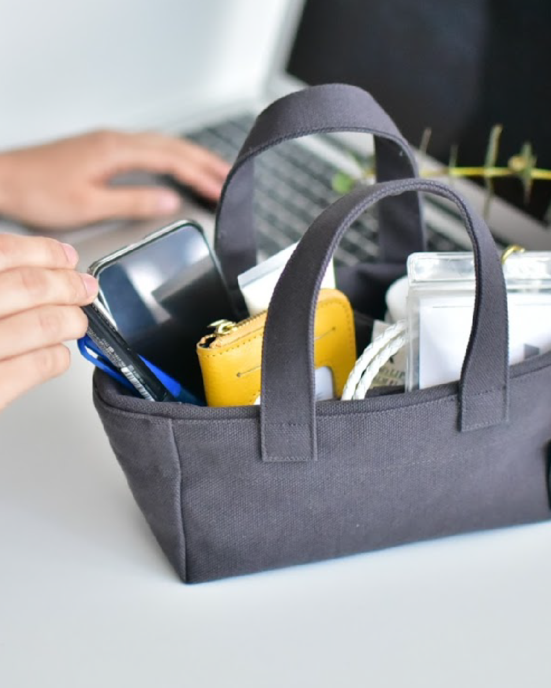 ＜S size＞2WAYメイクポーチ – OURHOME